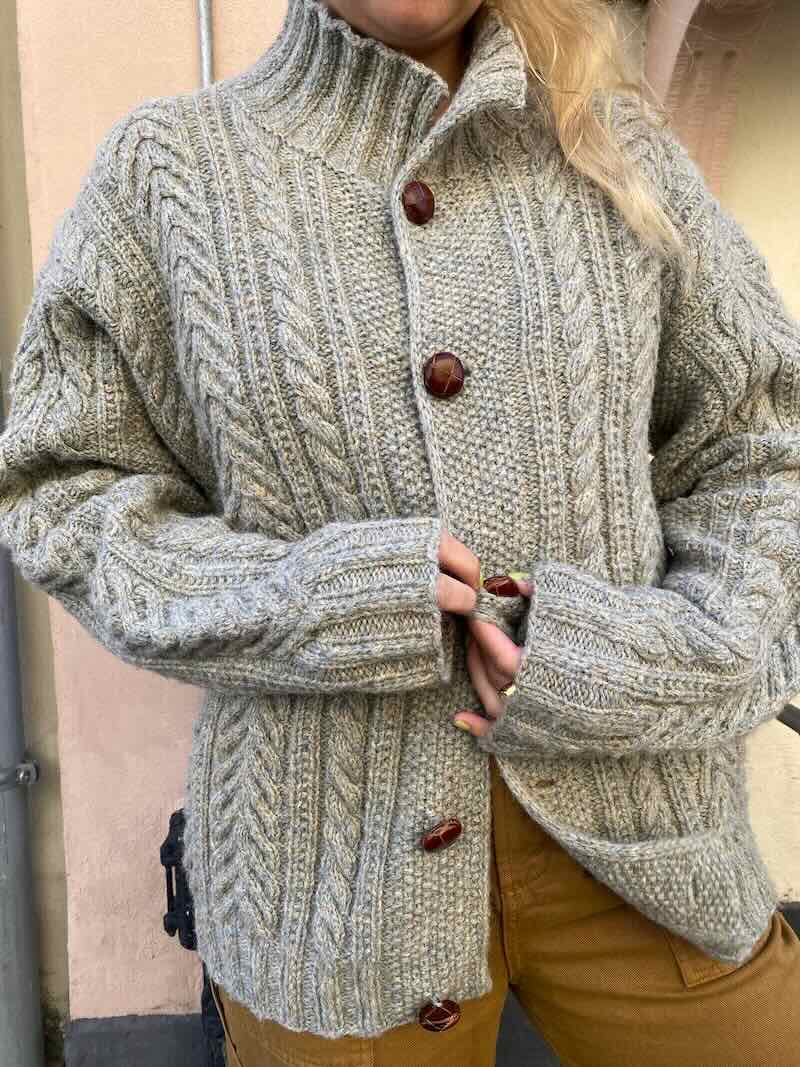 Tomas Cardigan | Unisex cardigan with cables | Hanne Falkenberg